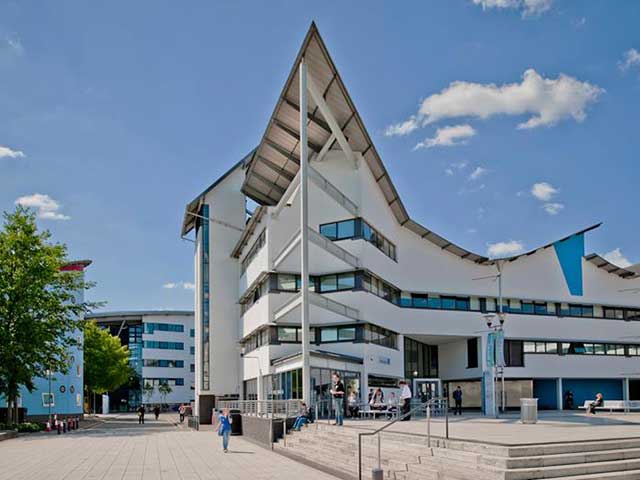 UEL climb an impressive 40 places in the Guardian University Guide ...