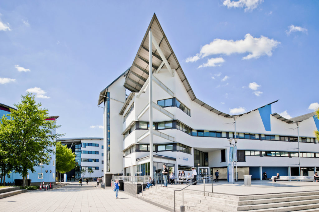 How to Apply | University of East London Pathway Programmes